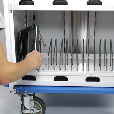 4 Charging Cart “Hacks” to Elevate Your Classroom!